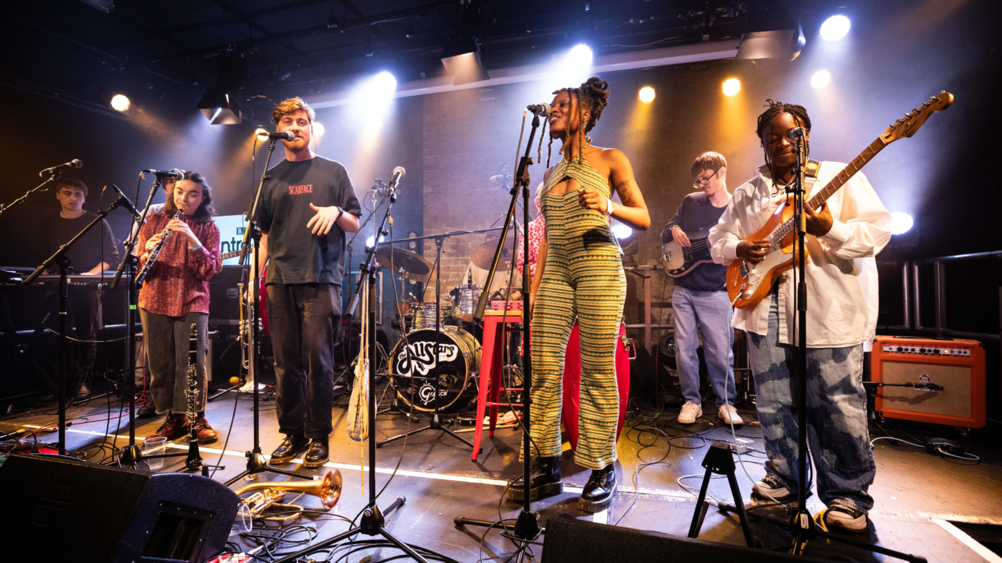 Young Creatives (11–30) | Roundhouse