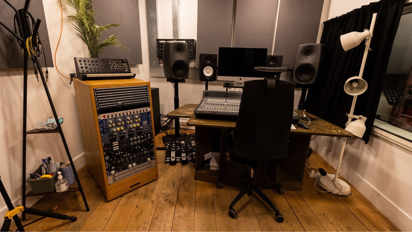 Studio 101: Masterclasses for Music Producers and Engineers | Roundhouse